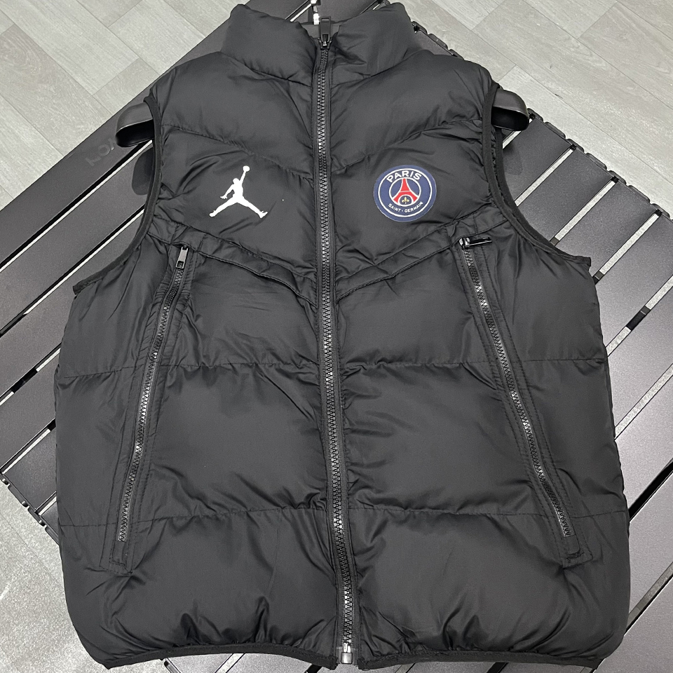 2026/27 PSG Jordan Black Cotton Vest Jacket J3302