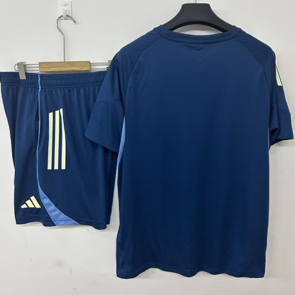 2026 Fulham Training Jersey (A Set)