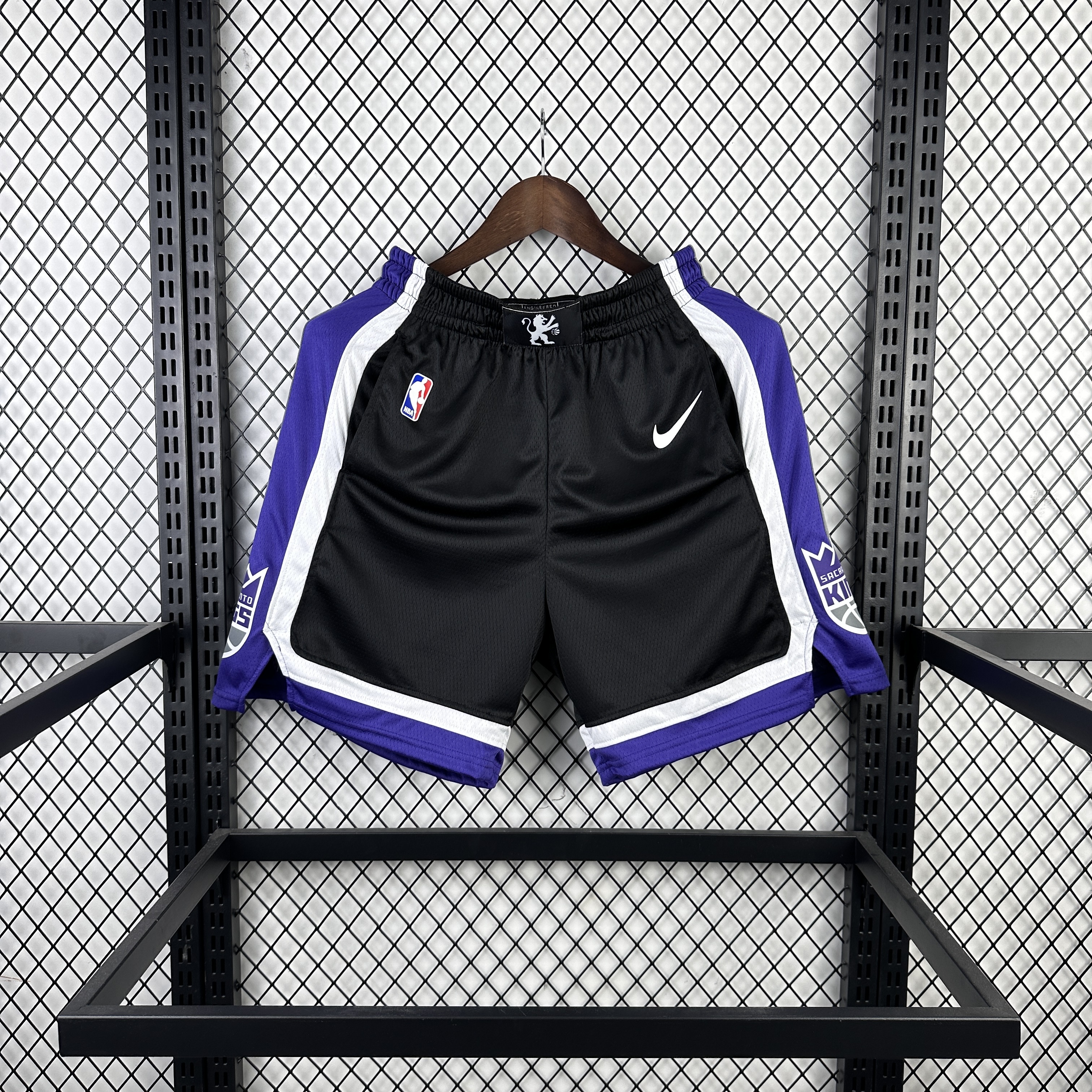 £ 12.07 ~ £ 14.73 - Sacramento Kings Shorts Black Classic Edition 23/24 ...