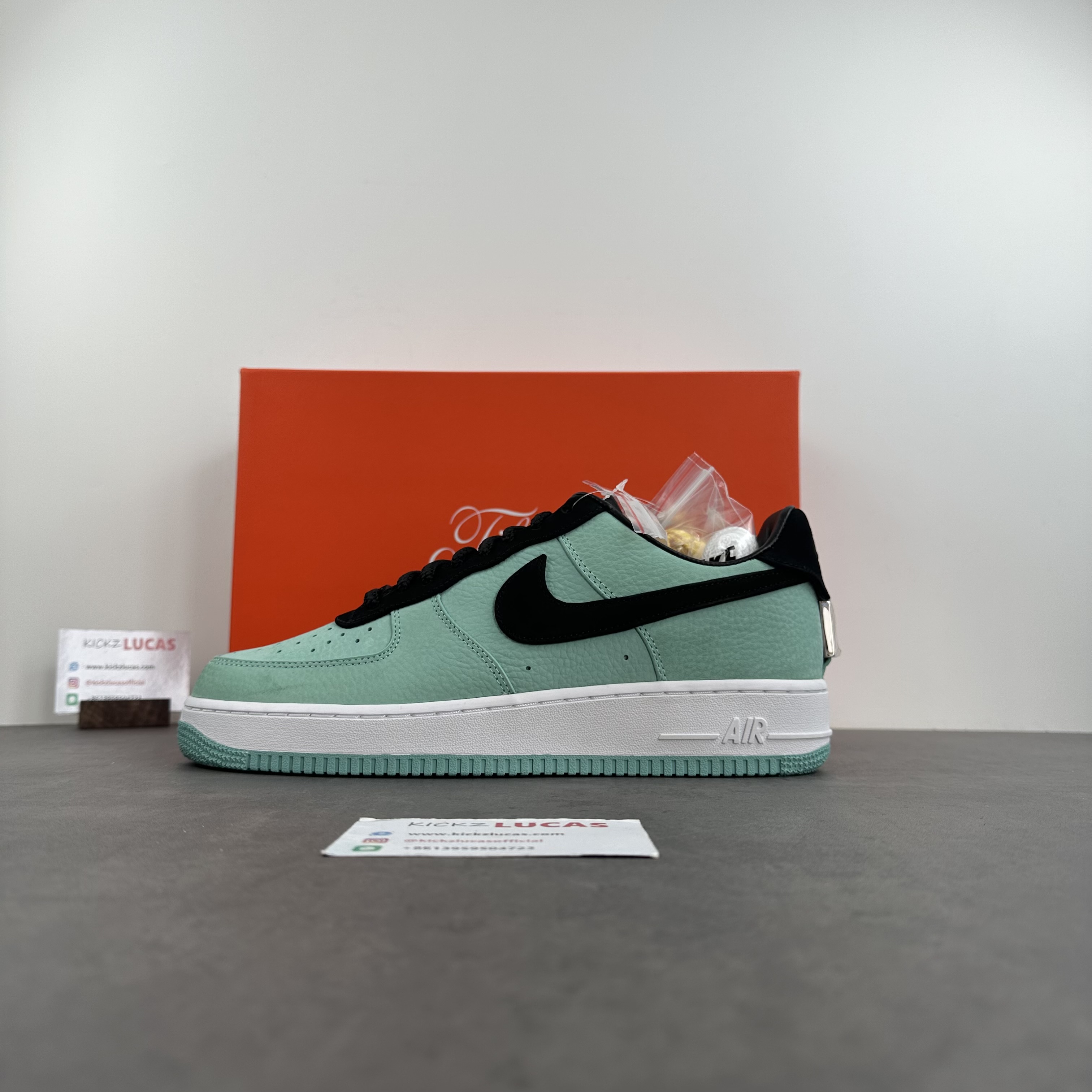 US$ 135.00 - Tiffany & Co. x Nike Air Force 1 Low DZ1382-002 - www ...