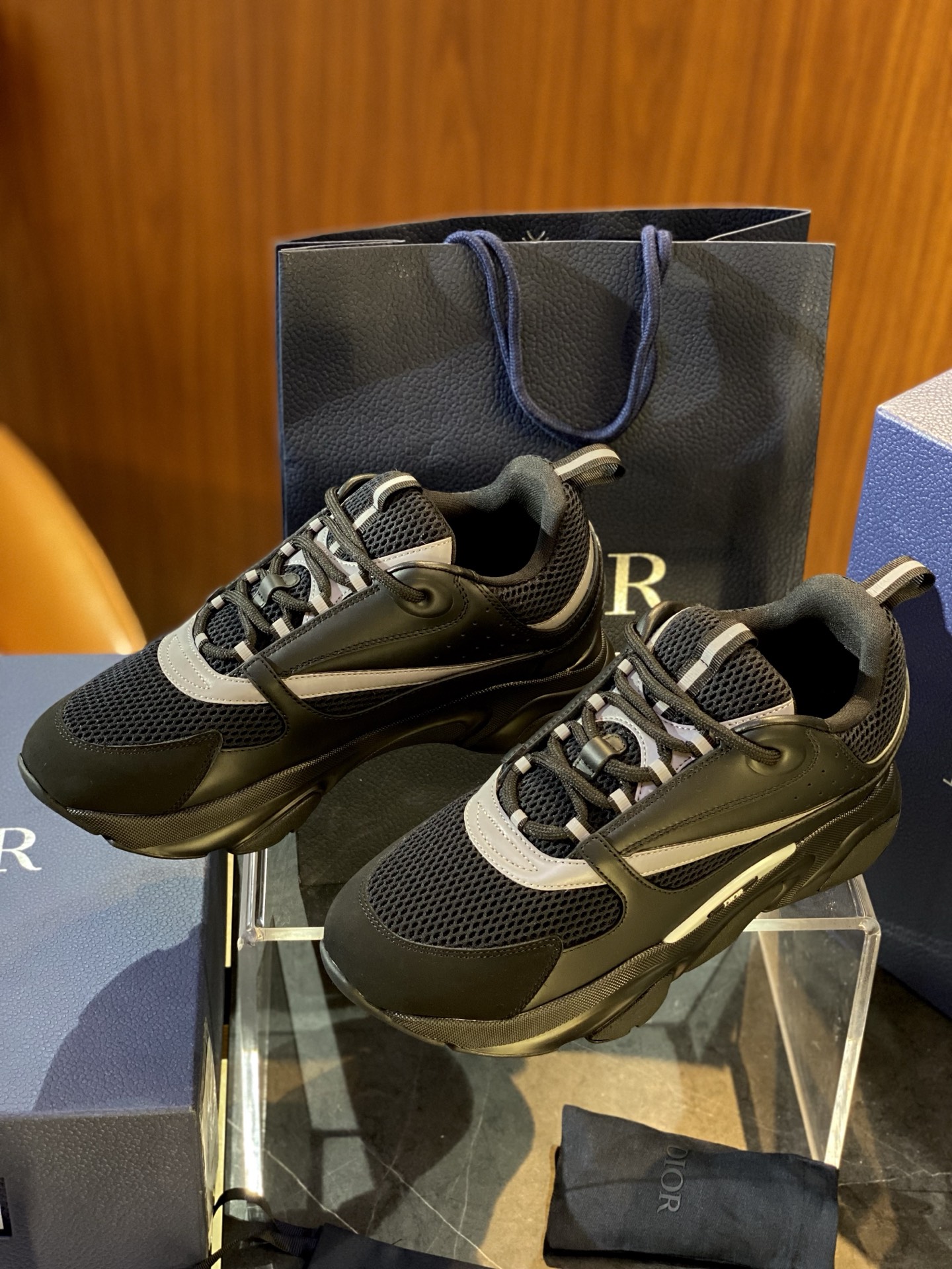US$ 150.00 - D*ior Top Sneaker RR 20250417-102 - www.lucaskickz.com